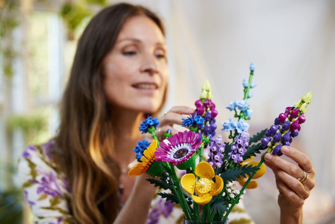 Lego Botanical : Composez des bouquets de fleur en brique - Nomade Urbain